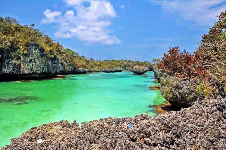 22 Destinasi Wisata Indonesia Timur yang Eksotis » Danusyakti